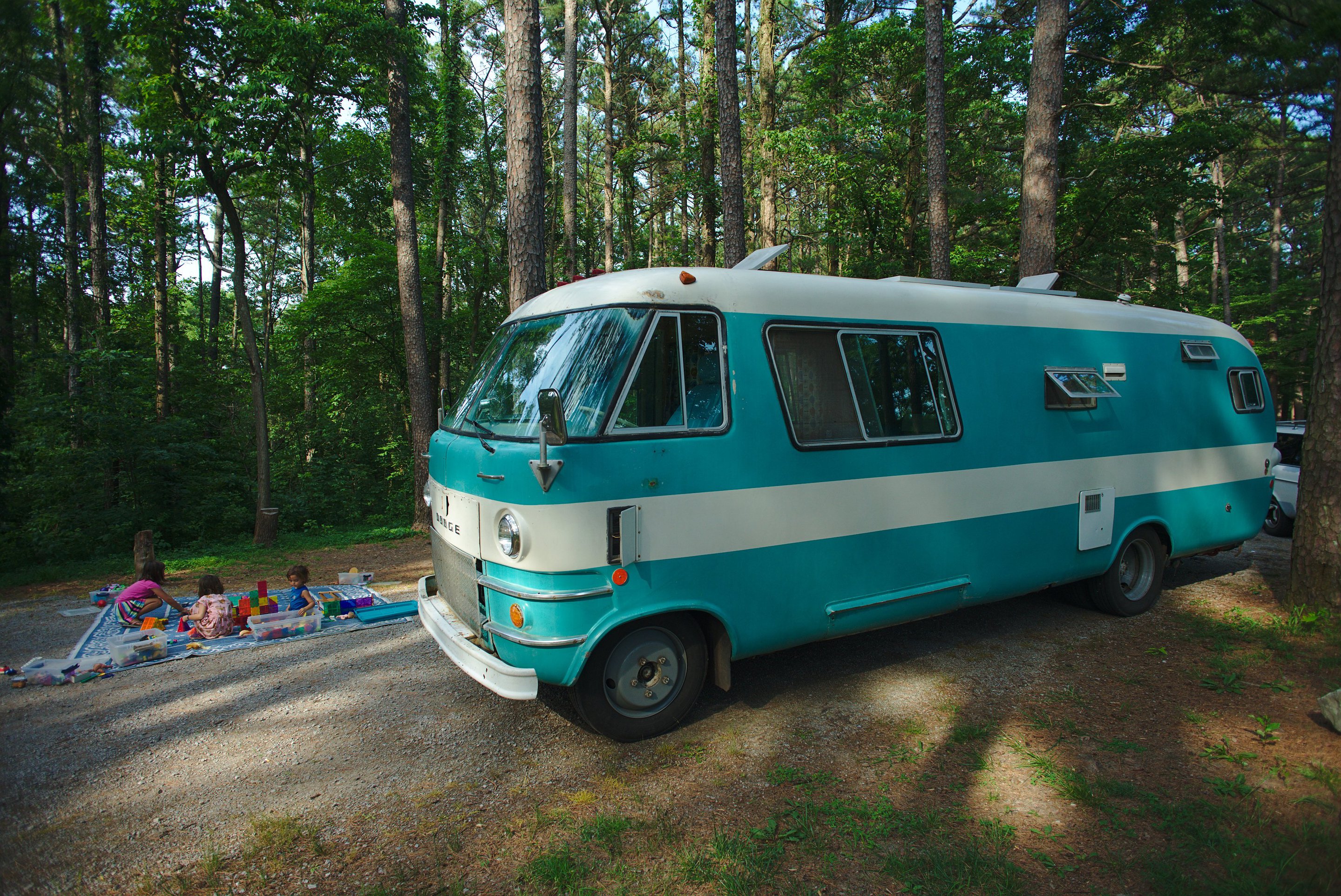 Luxagraf | 1969 Dodge Travco Motorhome